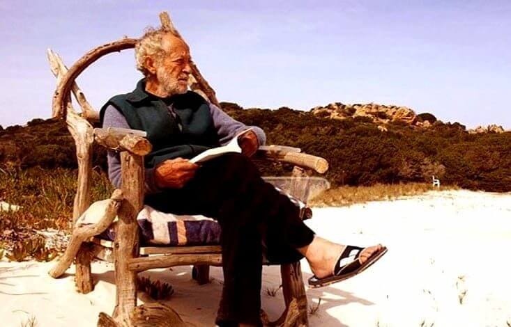 Plage rose en Sardaigne : tout savoir sur la plage rose de Budelli