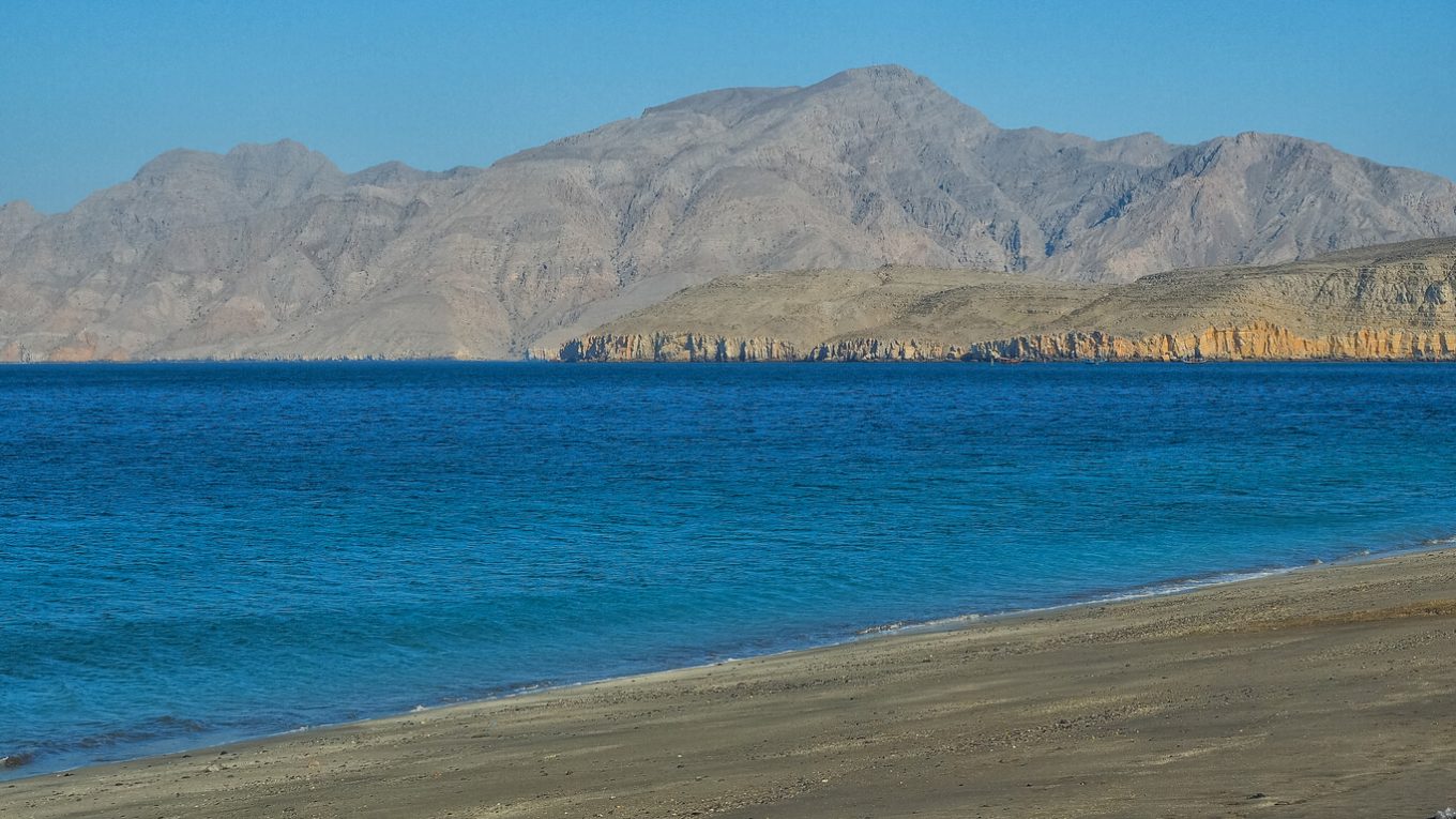 Top 8 des plus belles Plages d’Oman (avec Carte et Photos)