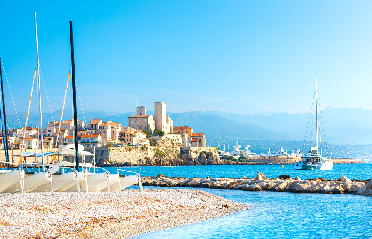 Top 10 des plus belles Plages de Cagnes-sur-Mer et ses environs (avec ...