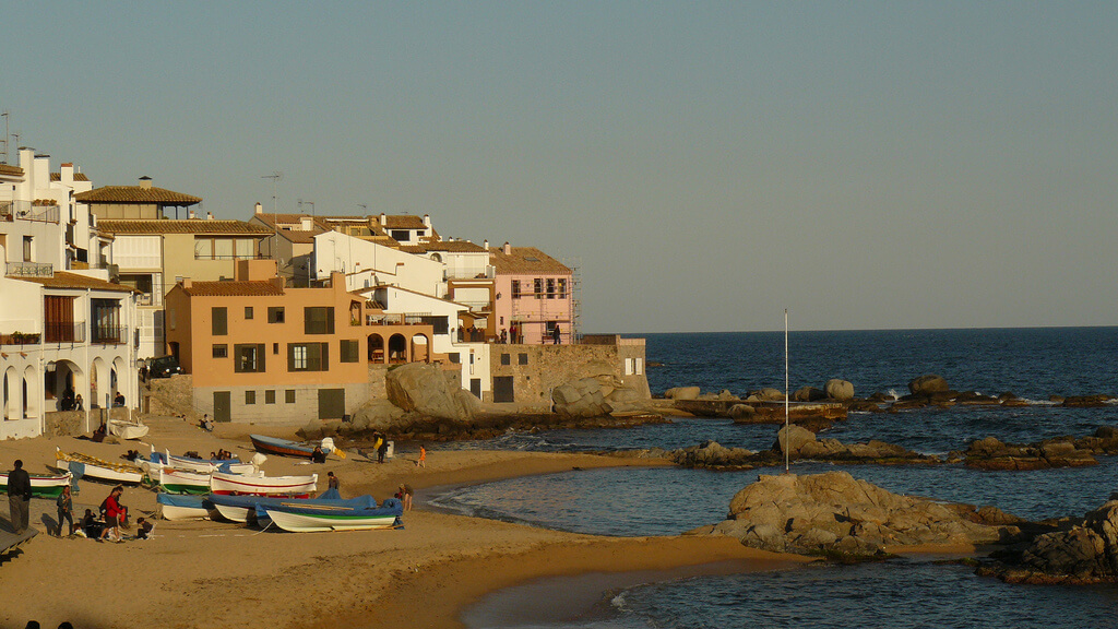 Température de l'eau de la Mer à Calella : Aujourd'hui et Prévisions ...